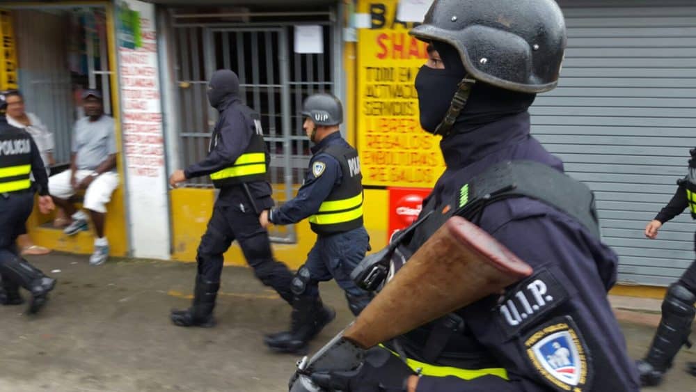 Costa Rica police launch operations in several neighborhoods in the ...