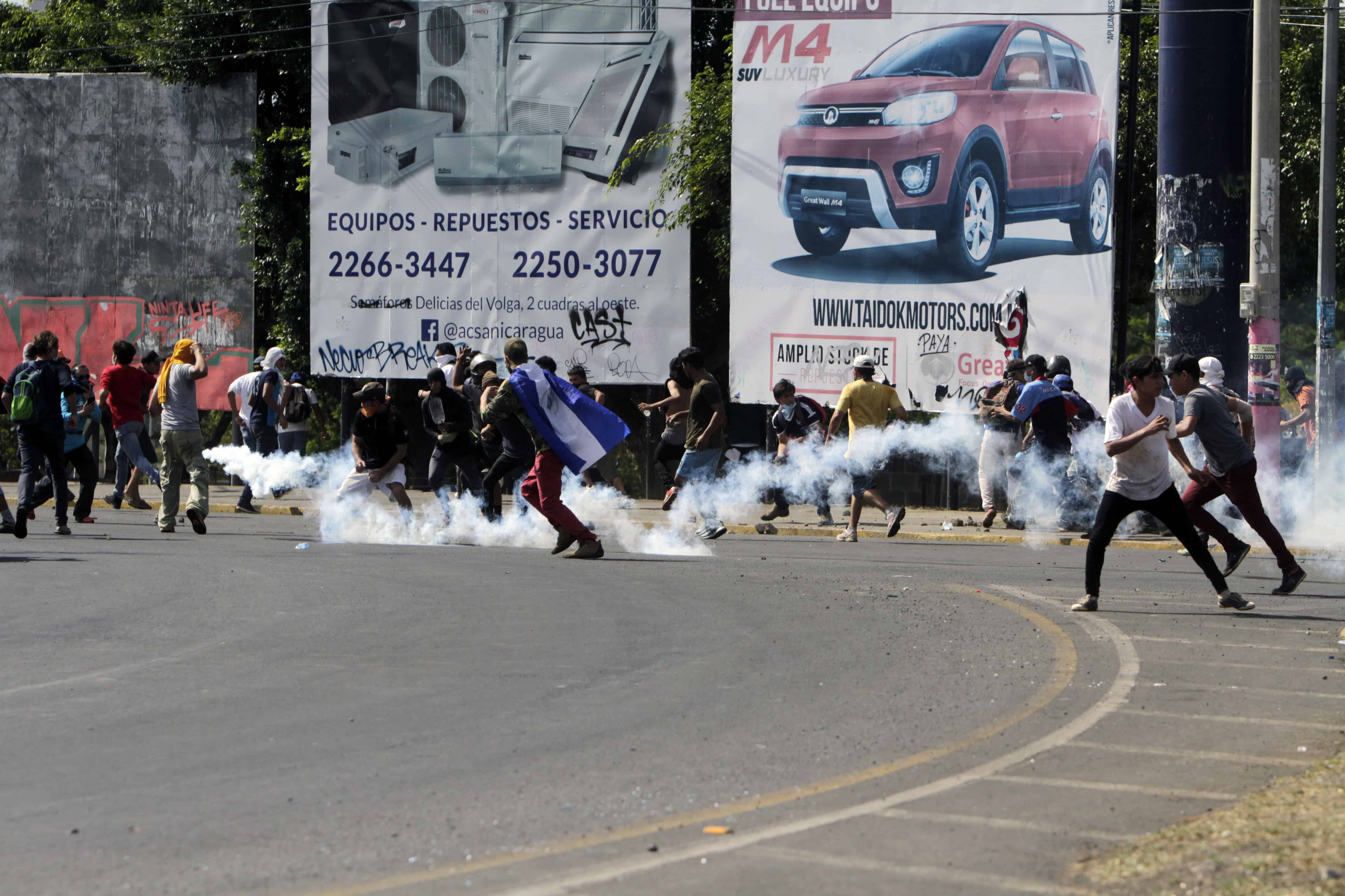 PHOTOS: Death toll rises to 10 in Nicaraguan protests – The Tico Times ...